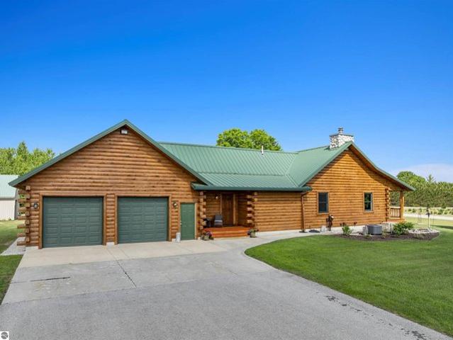 347 SW Boardman Rd, South Boardman, MI 49680