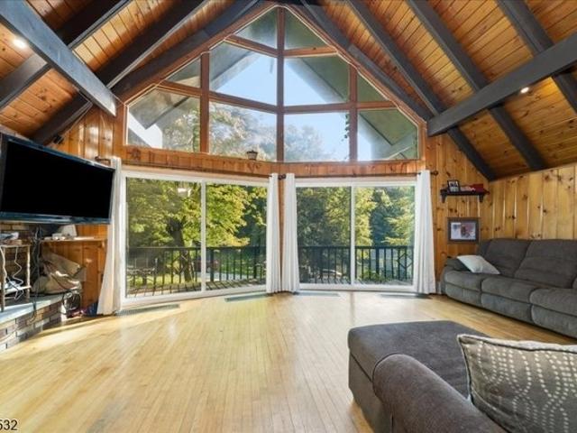 347 Rolling Ridge Rd, Montague, NJ 07827
