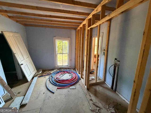 347 River Bend Road SW