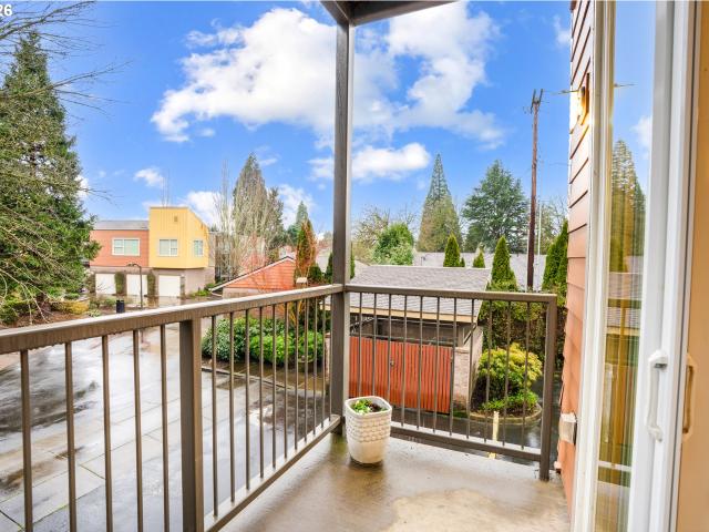 347 rustic pl # 14