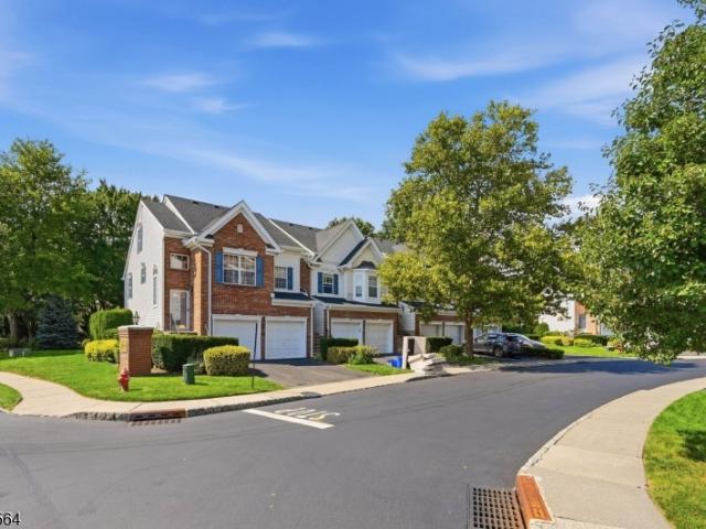 347 Winthrop Dr