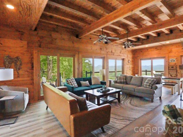 347 Valleyview Drive