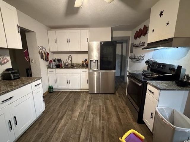 347 Zabra Dr, San Antonio, TX 78227