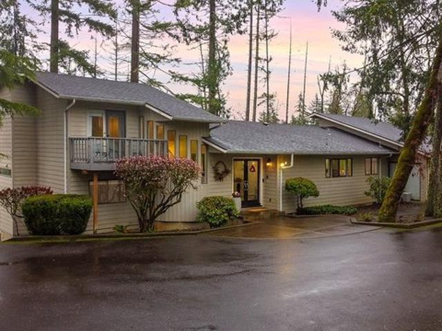 34846 Matthews Rd, Eugene, OR 97405