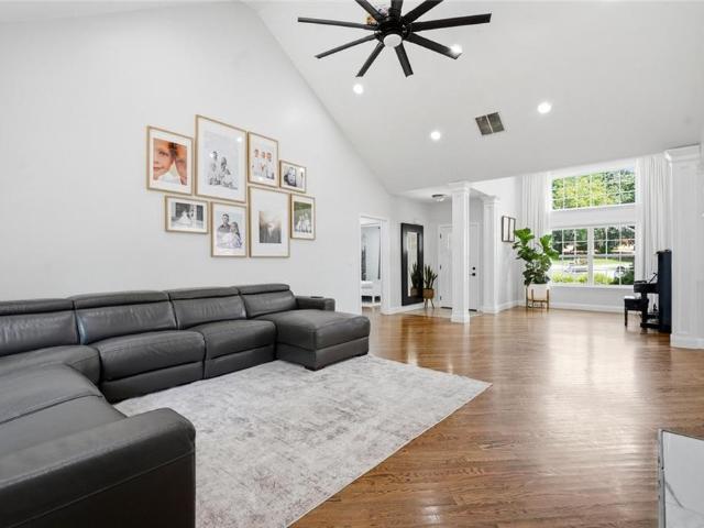 3484 Cherry Blossom Court