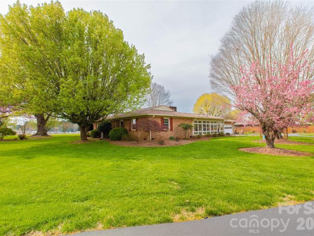 3486 E Main St, Claremont, NC 28610 | MLS #4361