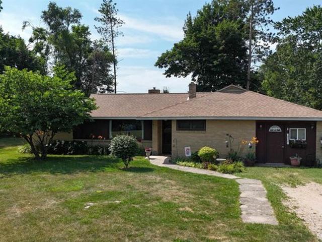 3488 E Rosebush Rd, Rosebush, MI 48878