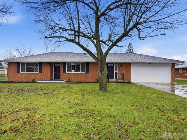 3488 Parallel Rd, Moraine, OH 45439