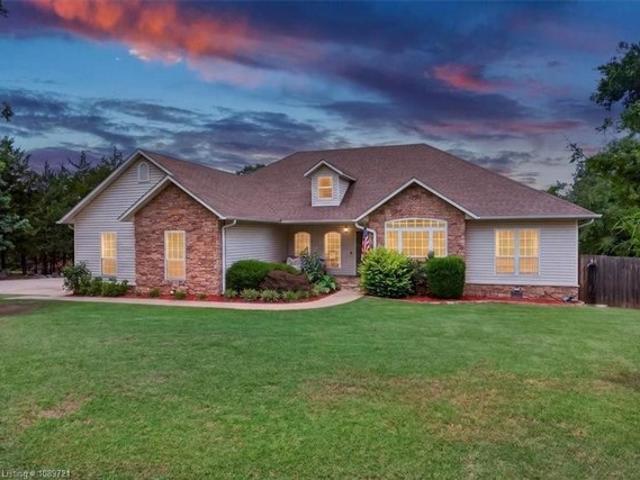 34800 Wolf Trl, Wister, OK 74966