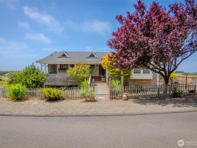34801 J Place