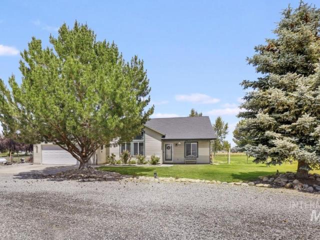 3480 E 3180 N