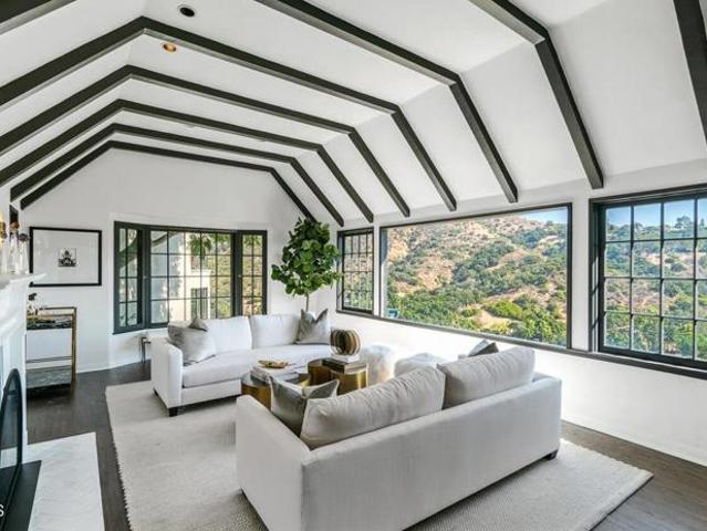 3480 Troy Dr, Los Angeles, CA 90068