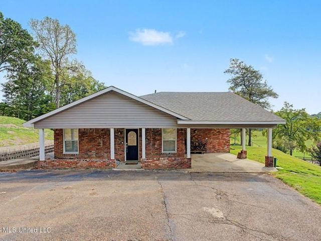 3480 Woodland Lake Rd, Hernando, MS 38632