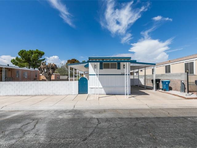 3481 Jewel Cave Dr, Las Vegas, NV 89122 | MLS #2759 | Compass
