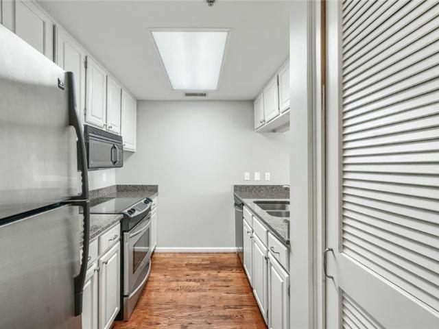 3481 Lakeside Drive NE 2603
