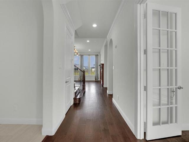 3481 Starling Drive