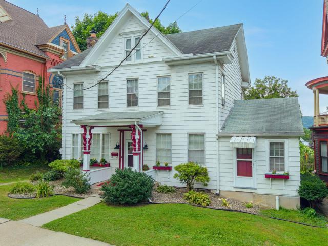 348/350 E 2ND Street