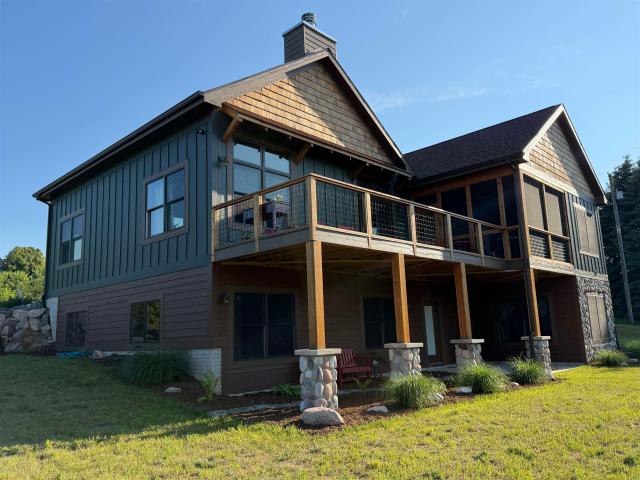 3483 Sumac Trail