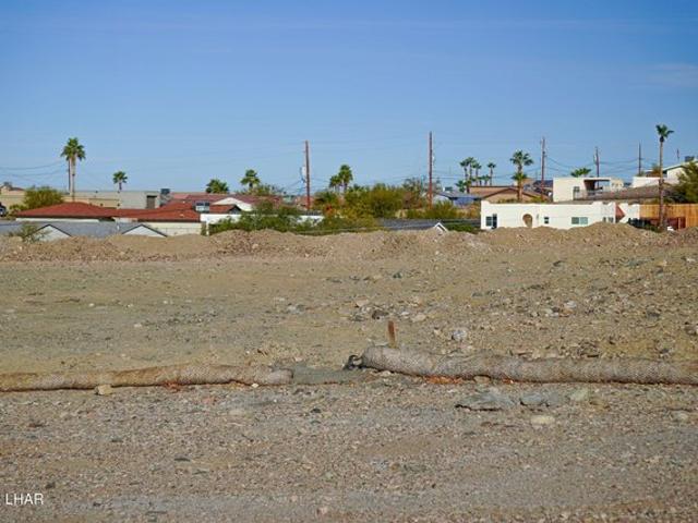 3483 Shawnee Ln Unit 8, Lake Havasu City, AZ 86404