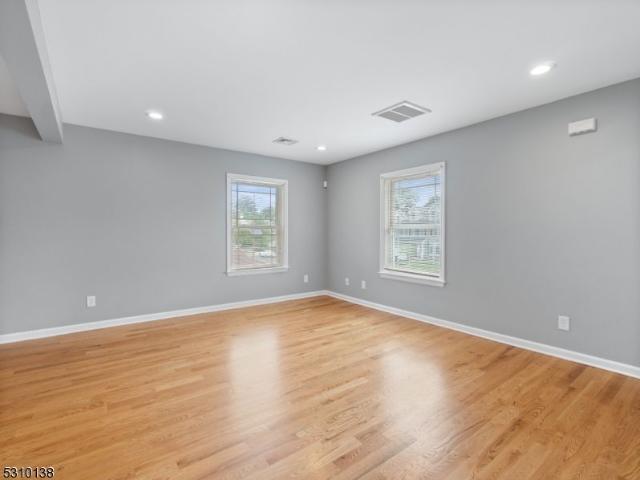 348 1st St Unit 2, Dunellen Boro, US, NJ