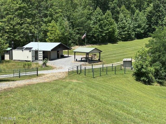 348 Coal Pit Branch Dr, Dungannon, VA 24230