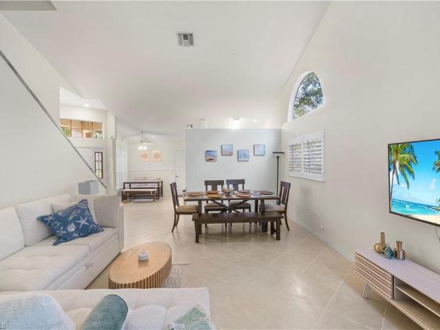 348 Carinosa Ct, Unit 1810, Naples, FL 34110 | MLS #225084 | Compass