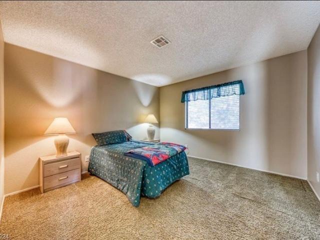 348 Faulkner Ct