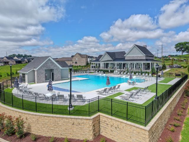 348 Hocking Court