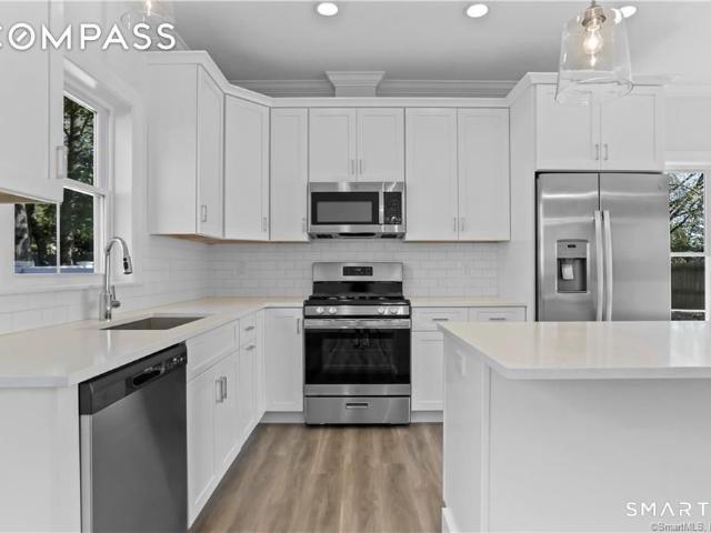 348 Halley Ave, Fairfield, CT