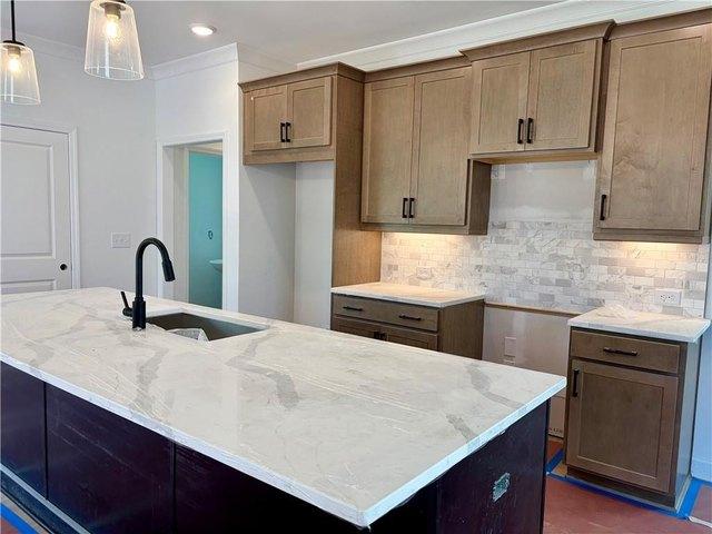 348 Marigold Ln, Woodstock, GA 30188