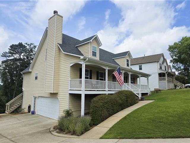 348 S Woods Court