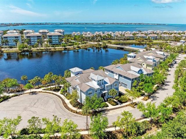 348 Sapphire Lake Dr Unit 101, Bradenton, FL 34209