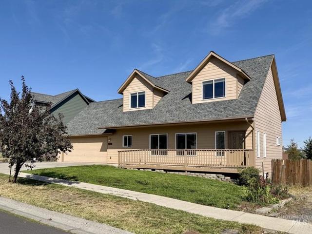 348 Pintail Ln, Moscow, ID 83843