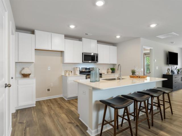 348 Westglen Drive