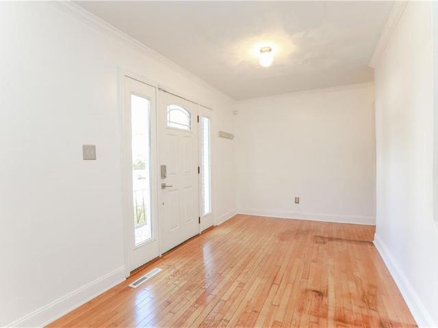 348 Wrexham CT