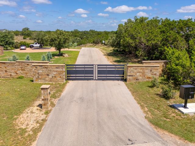 348 Vail River Rd