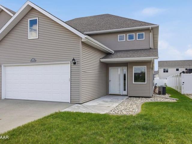3494 Eagle Run Ln, West Fargo, ND 58078