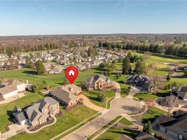 3495 Chadwick Dr, Uniontown, OH