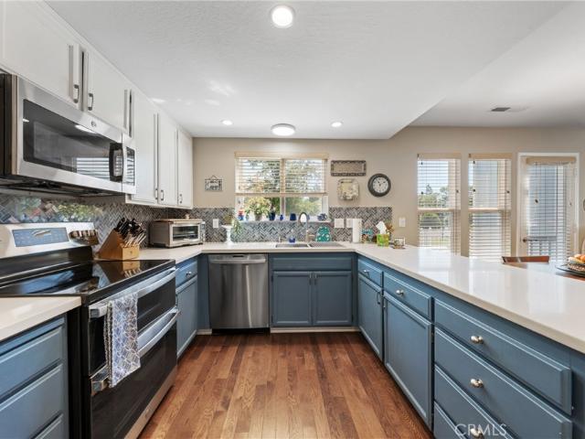 3498 Marina Drive W