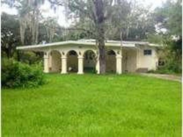 3498 Riverdale Dr