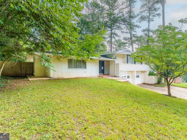 3499 Creekview Circle