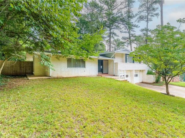 3499 Creekview Circle