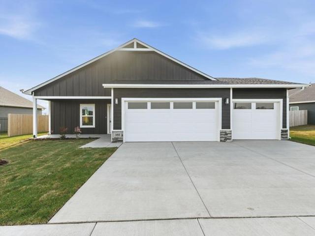 3490 E Derwin St, Derby, KS 67037