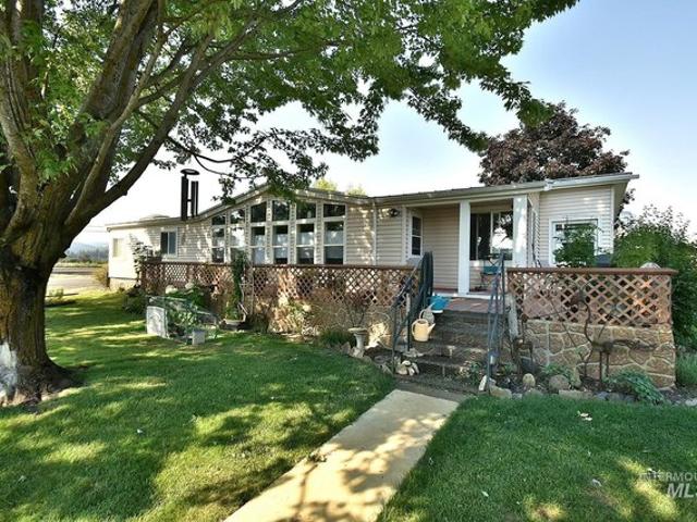 3490 Highway 6, Princeton, ID 83857
