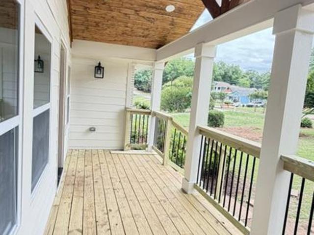 3491 Maplehurst Drive