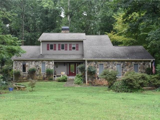 3491 Gleneagles Ct, Snellville, GA 30039