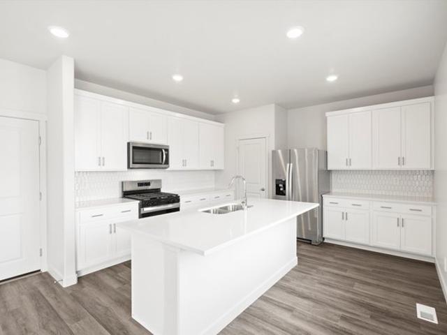3492 N Hannah St, Eagle Mountain, UT 84005