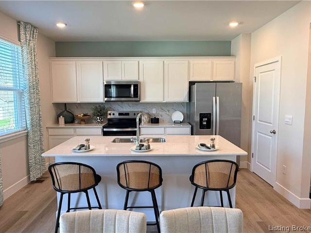 3492 Noah Trail