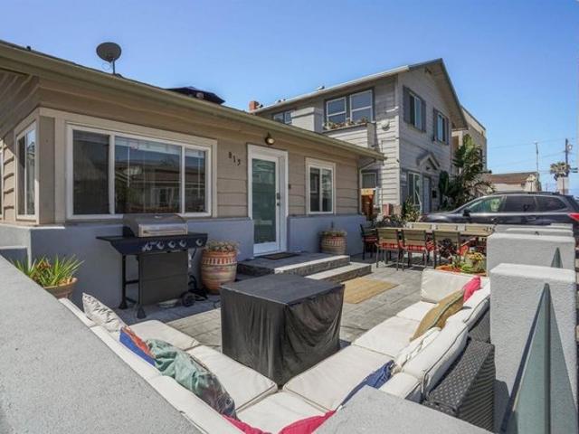 3492 Bayside Ln, San Diego, CA 92109