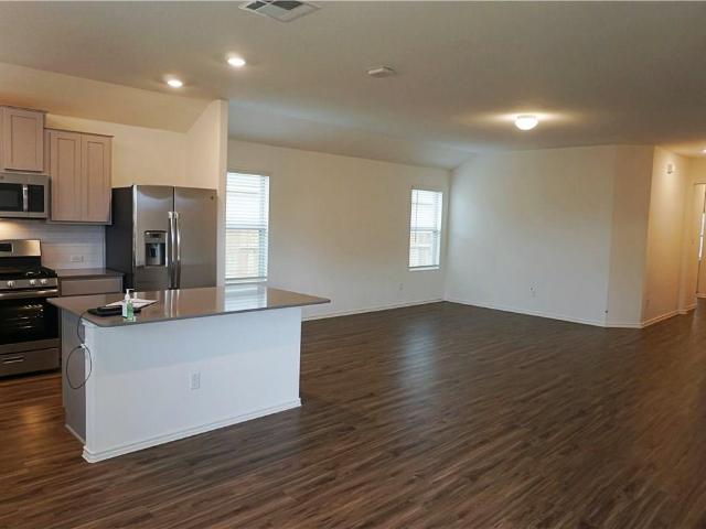 3493 Pauling Loop